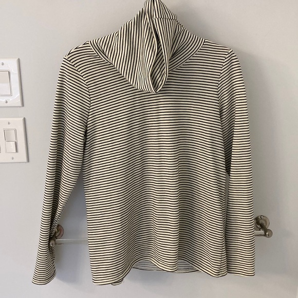 Pomander Place | Tops | Pomander Place Too | Poshmark